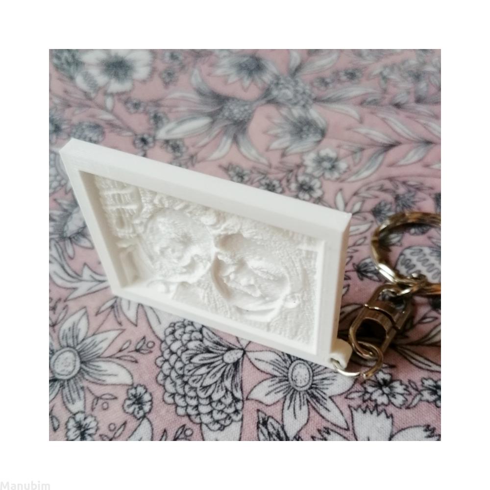 Lithophane Keychain, rectangular - Custom 3D Printed Photo | Manubim