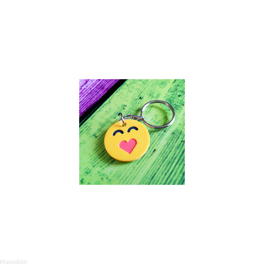 3D printed Heart-Mouth Face With Smiling Eyes Emoji Keychain - creative ...